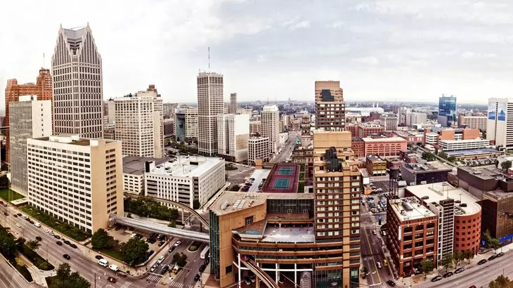 Detroit wéi aus der Loft gesinn.