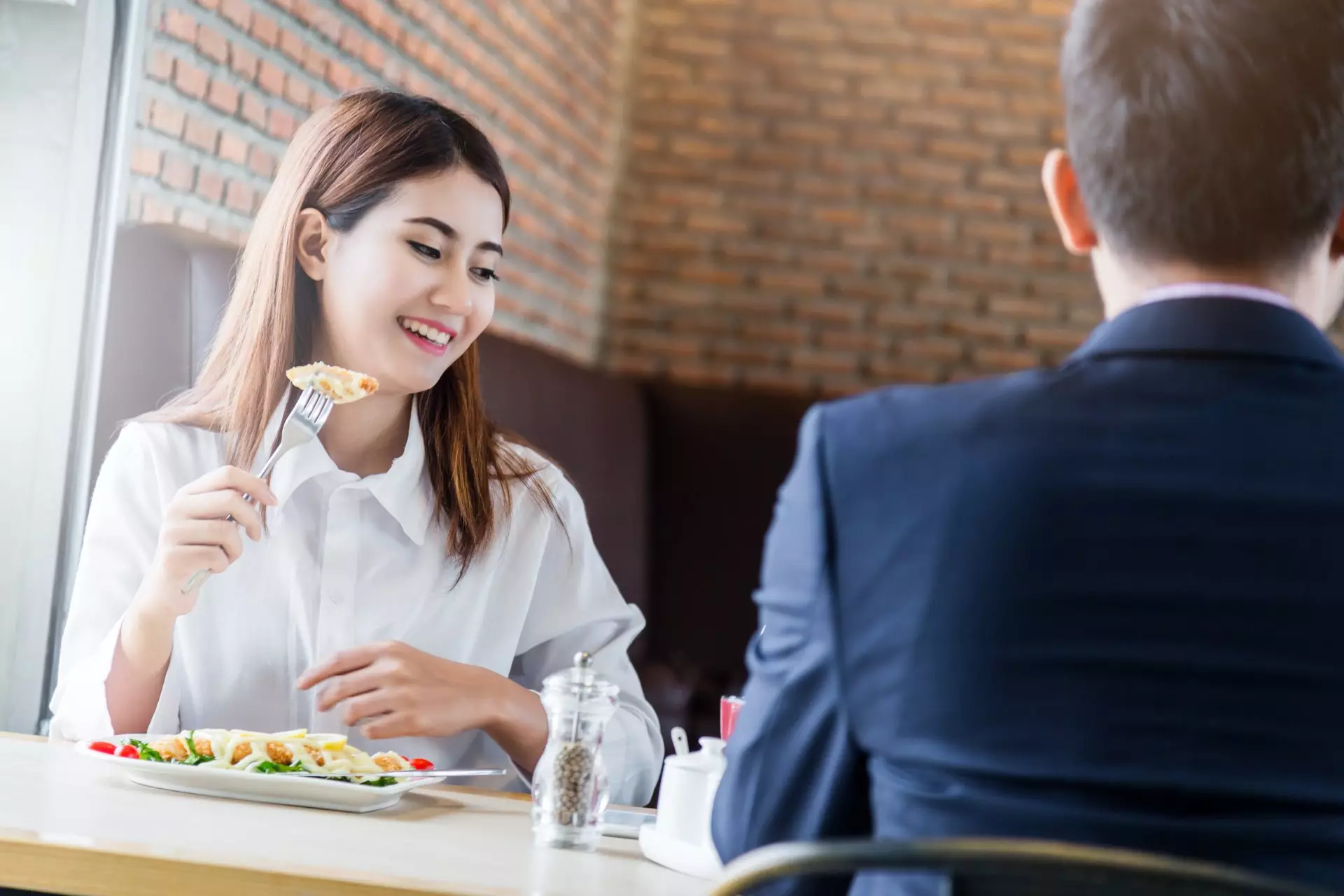 3 Nouvo ofrann Manje Restoran pou wikenn sa a 15034_1