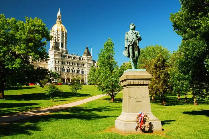 Hartford'daki Connecticut başkenti binası