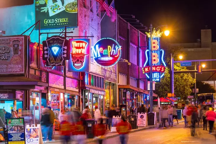 Straatbeeld, Memphis, Tennessee.