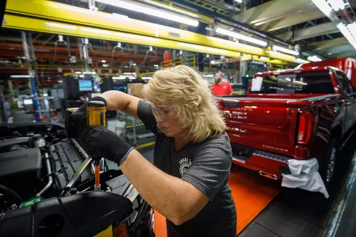 Fort Veinas, Indianos valstijos automobilių darbuotojas