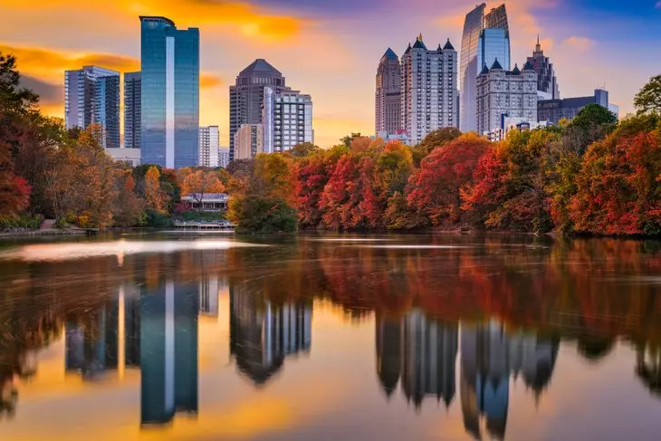 Atlanta, Georgia, sjóndeildarhring Piedmont Park haustið