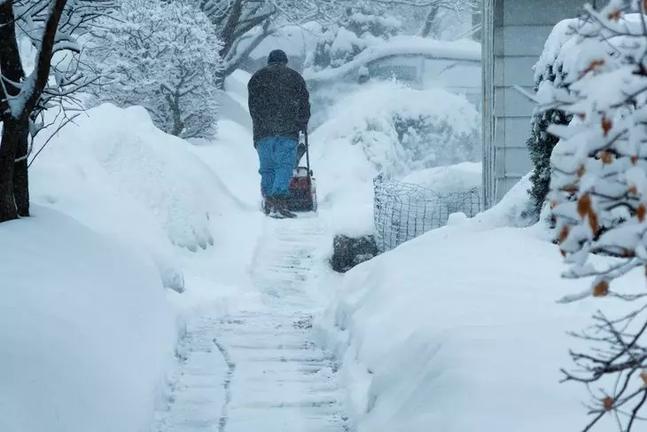 Dhoruba ya theluji huko Connecticut