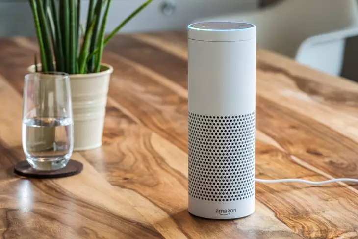 Alto-falante inteligente Amazon Echo Plus