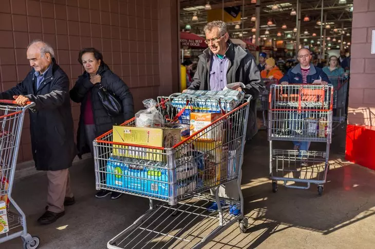 Cumpărător senior Costco