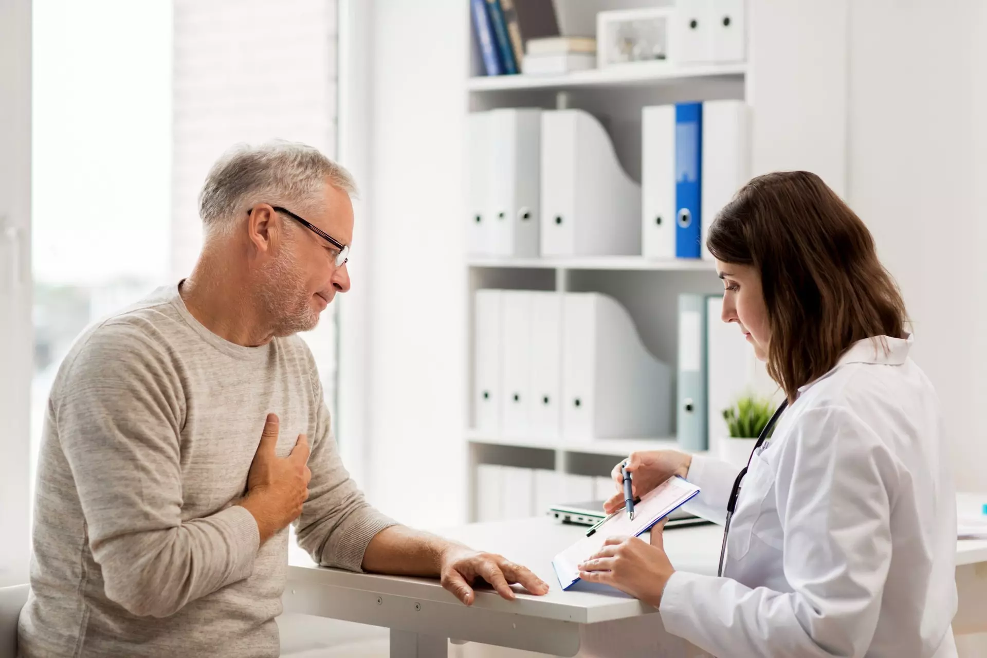 Hogyan válasszuk ki a legjobb Medicare-kiegészítő tervet 4 lépésben