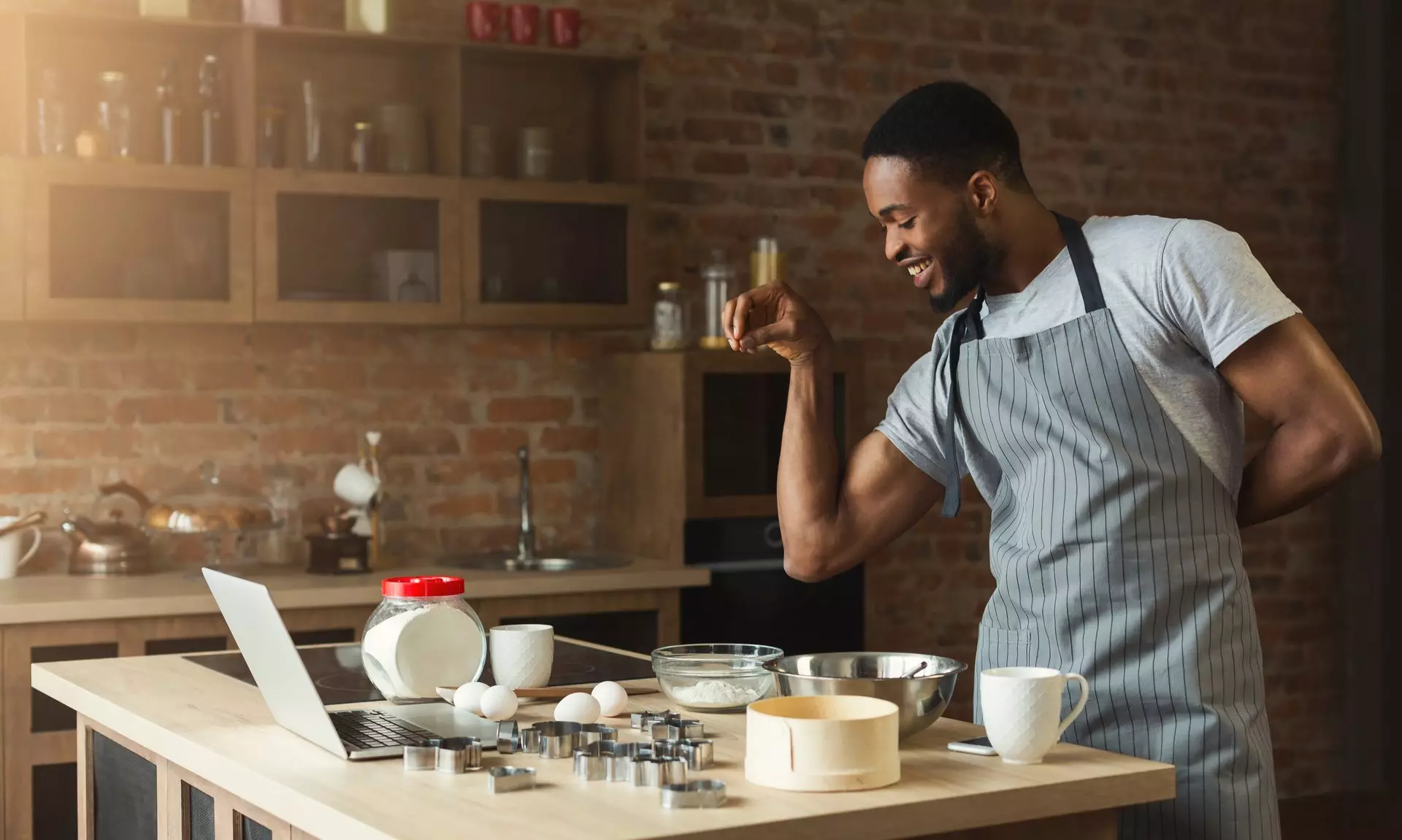 So verwandeln Sie Ihre Liebe zum Kochen in zusätzliches Geld