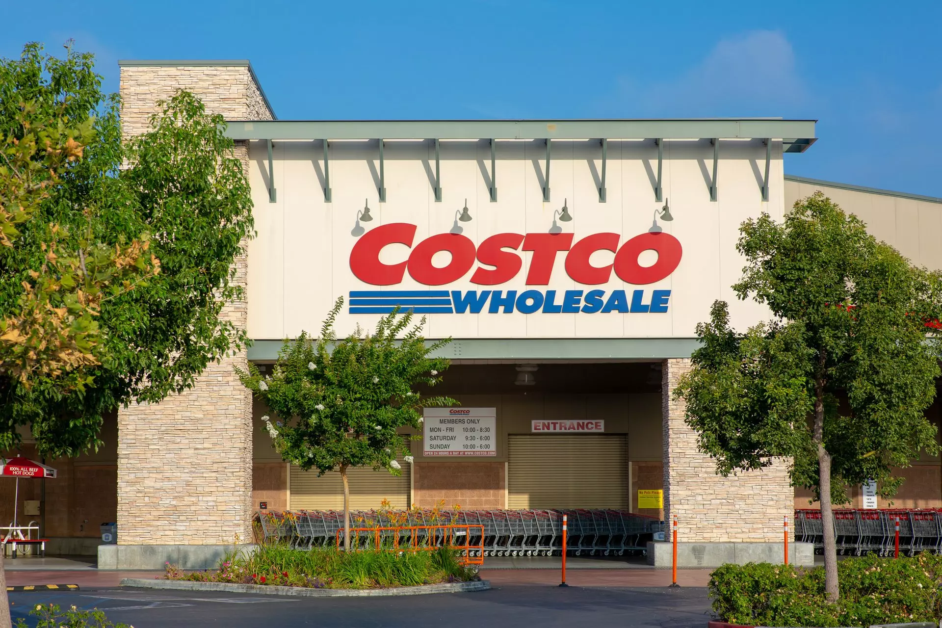 Abubuwa 7 Na Koyaushe Sayi a Costco kuma Me yasa